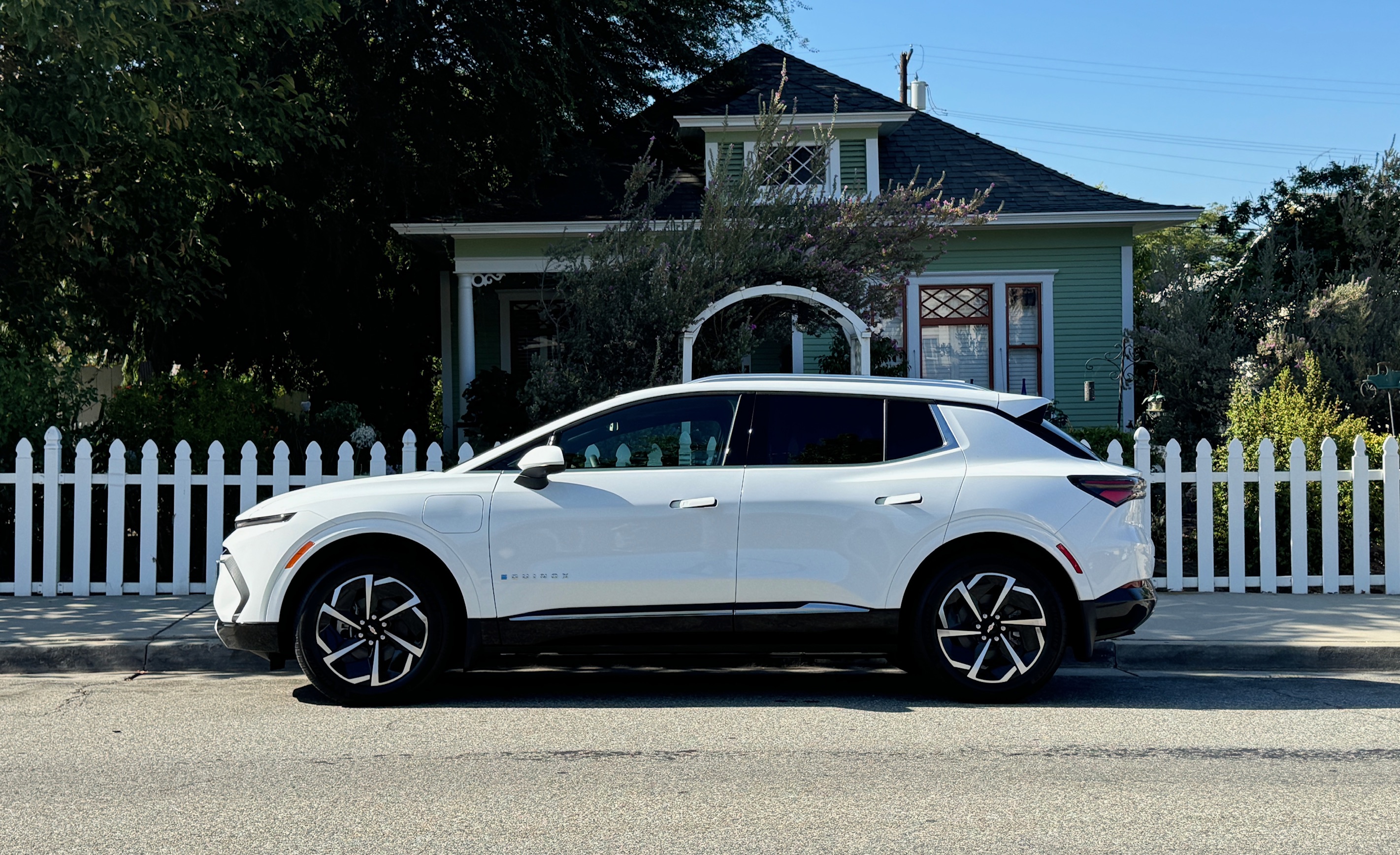 FOR TESLA OWNERS DUMPING THEIR RIDES: THE CASE FOR THE 2025 EQUINOX EV ...