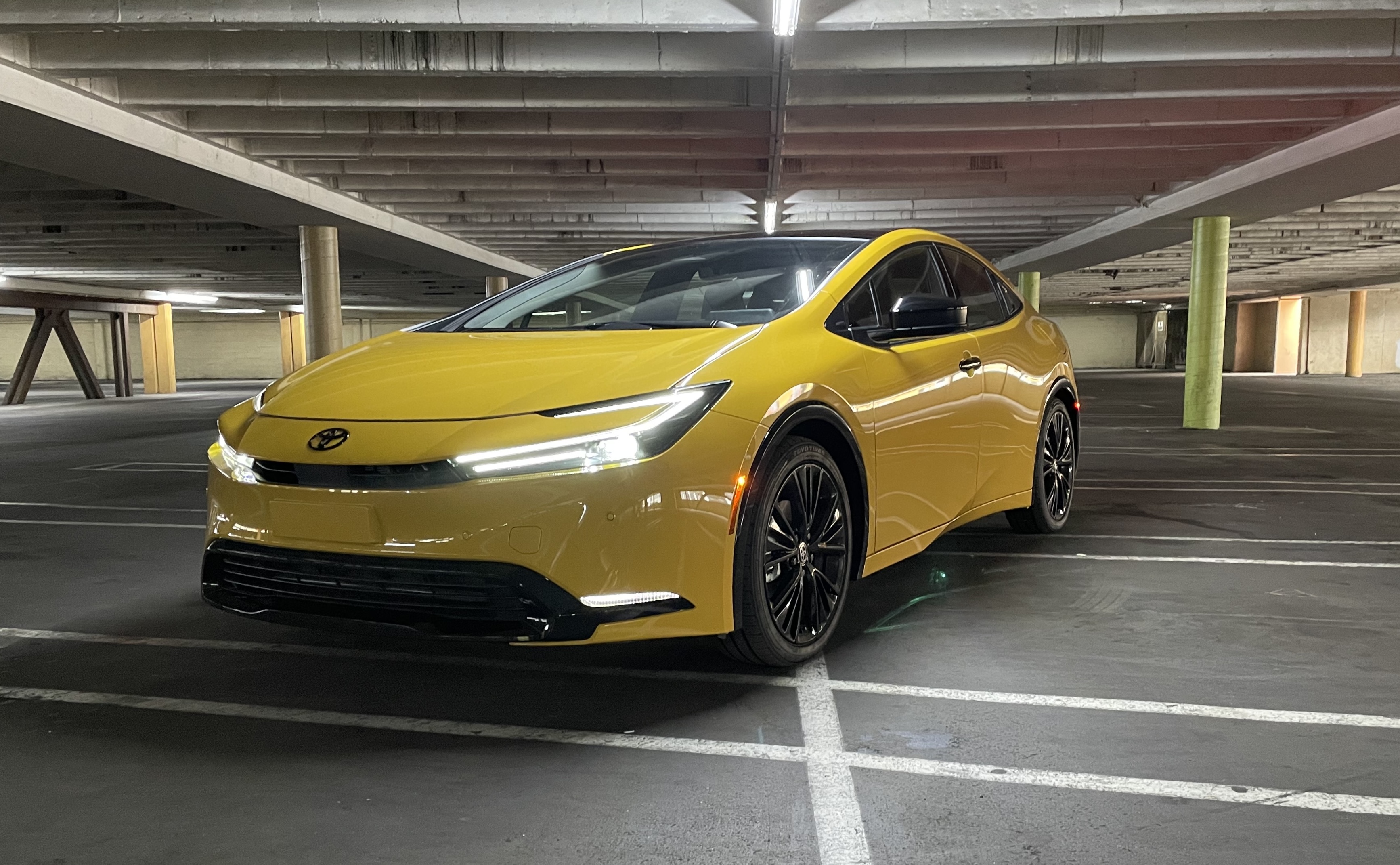 A PRACTICALLY COOL PRIUS PLUG-IN HYBRID - LACAR