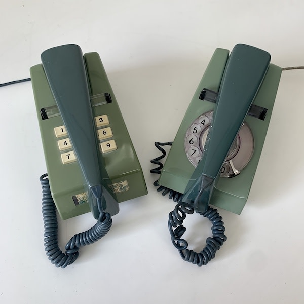 1970's Retro Trim Phone | Vintage Props