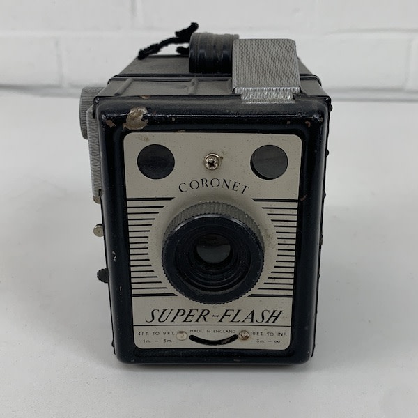 Coronet Super-Flash Box Camera | 20th Century Props