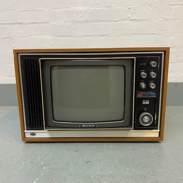 Static Only Sony Trinitron Solid State TV (12") | 20th Century Props