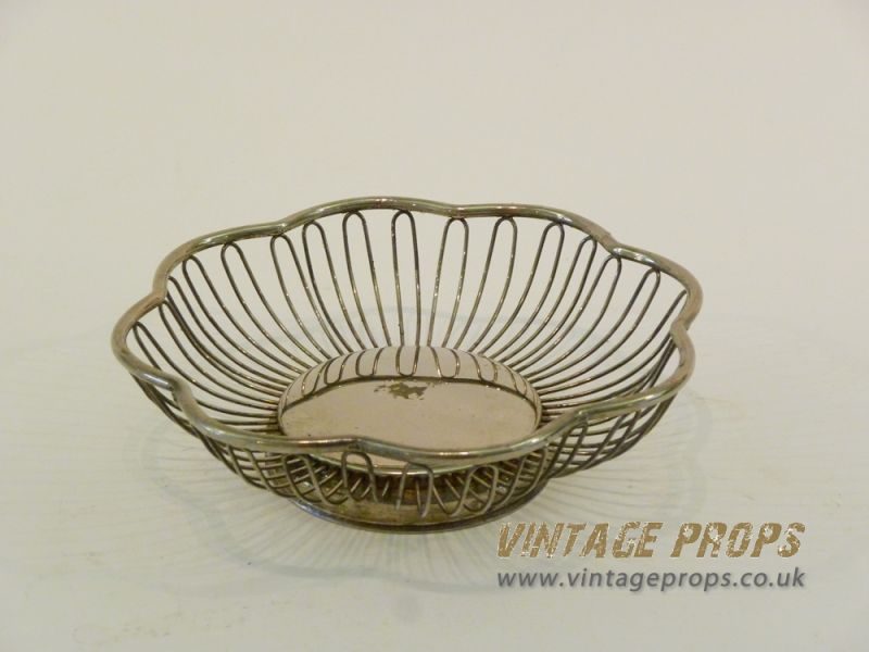 Stainless Steel Wire Bowl | 20th Century Props
