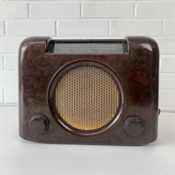 Vintage Bush Bakelite Radio (Non Practical) | LONDON PROP HIRE