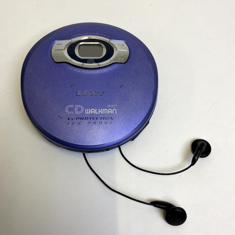 Retro Sony CD Walkman With Earphones | LONDON PROP HIRE