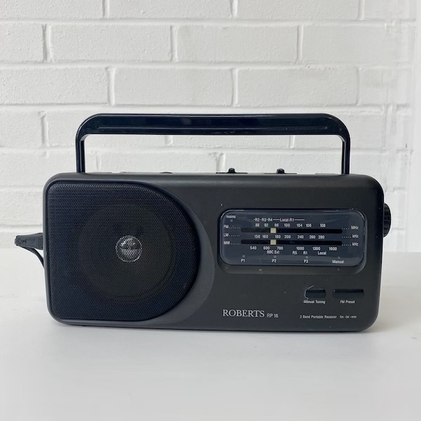 Roberts RP16 Radio (Fully Working) | LONDON PROP HIRE