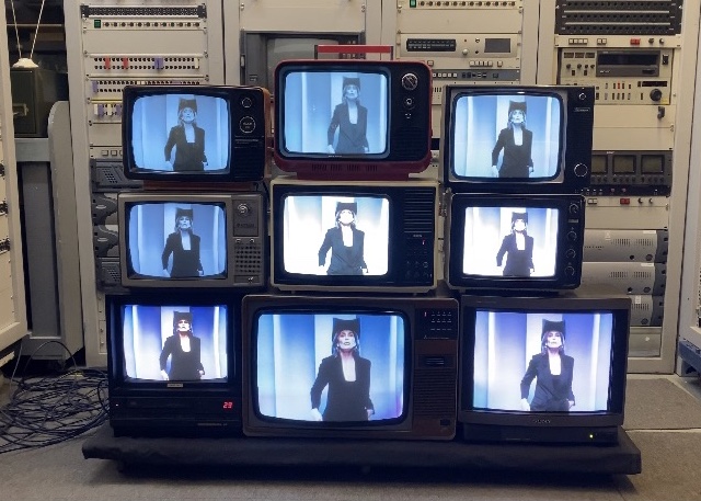 Vintage TV Stack - Fully Working (B&W & Colour) | LONDON PROP HIRE