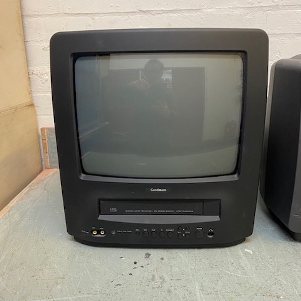 Fully Working Goodmans Colour TV With Working VHS Player (14") (2000 ...