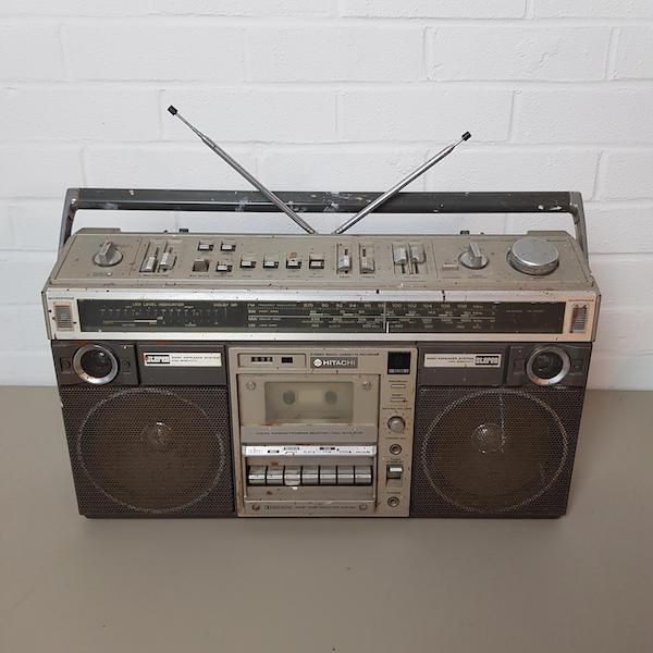 Large 1980's Hitachi Boombox (Worn Condition) (Non Practical) | 20th ...