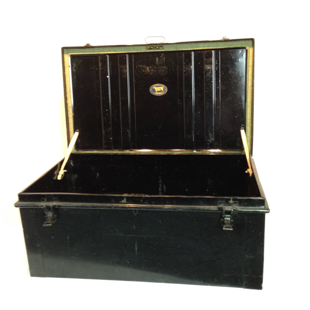 Black Metal Chest | LONDON PROP HIRE