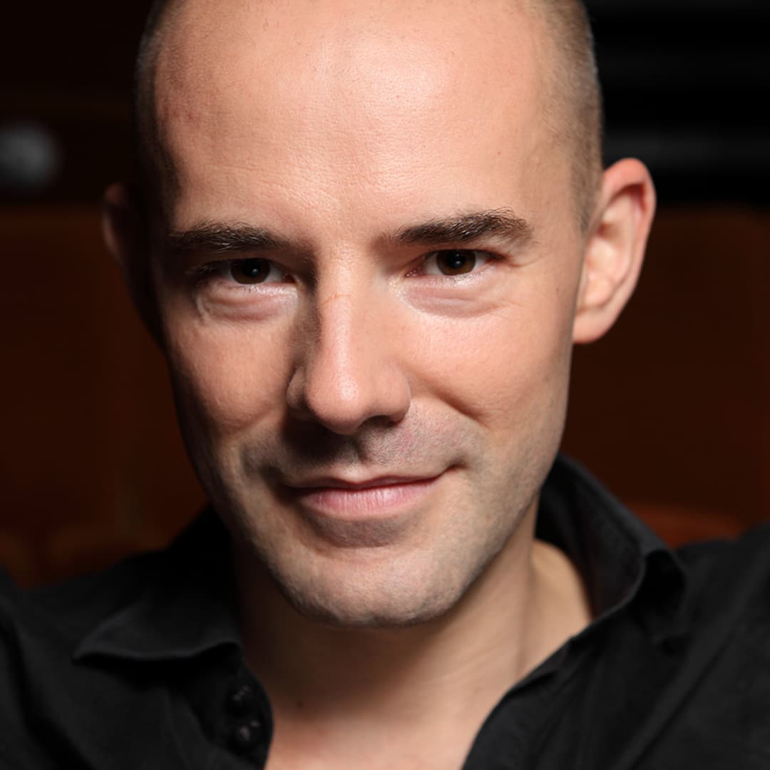 Daniel Evans La Opera