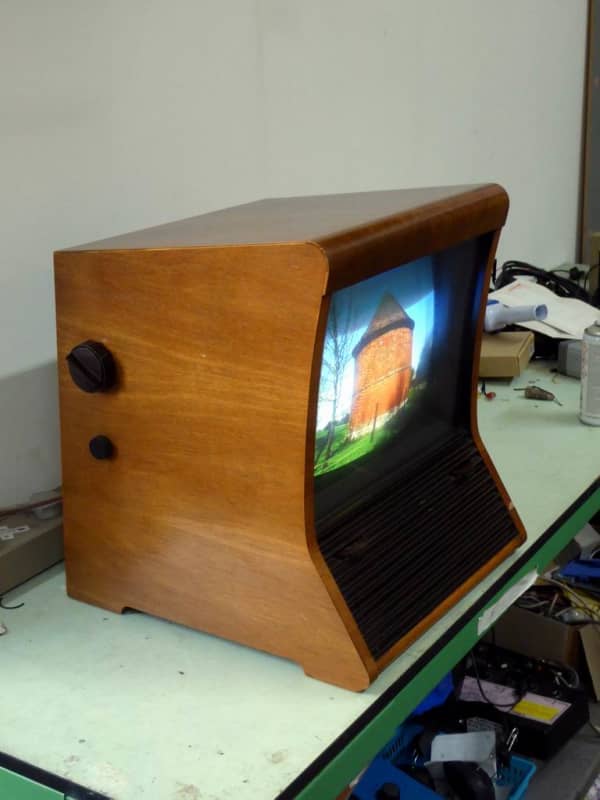 Fully practical 405 line era PYE V4 TV from the 1950s in veneered ...