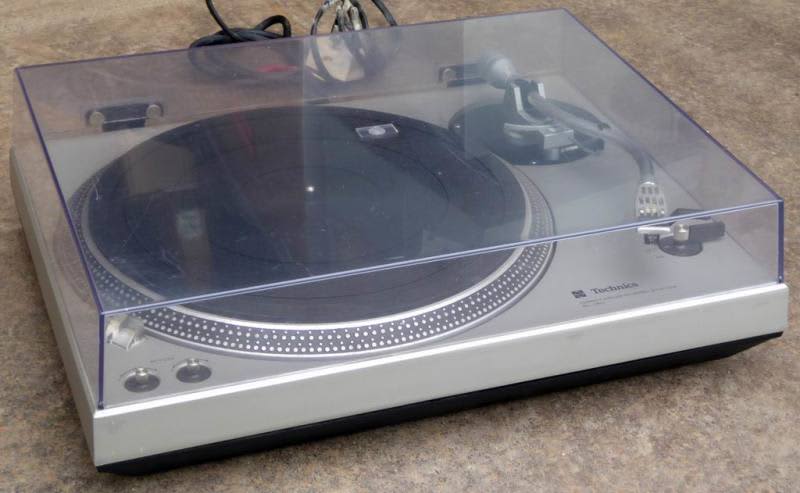 1980s-1990s Technics hi-fi vinyl turntable/record player | Electro ...