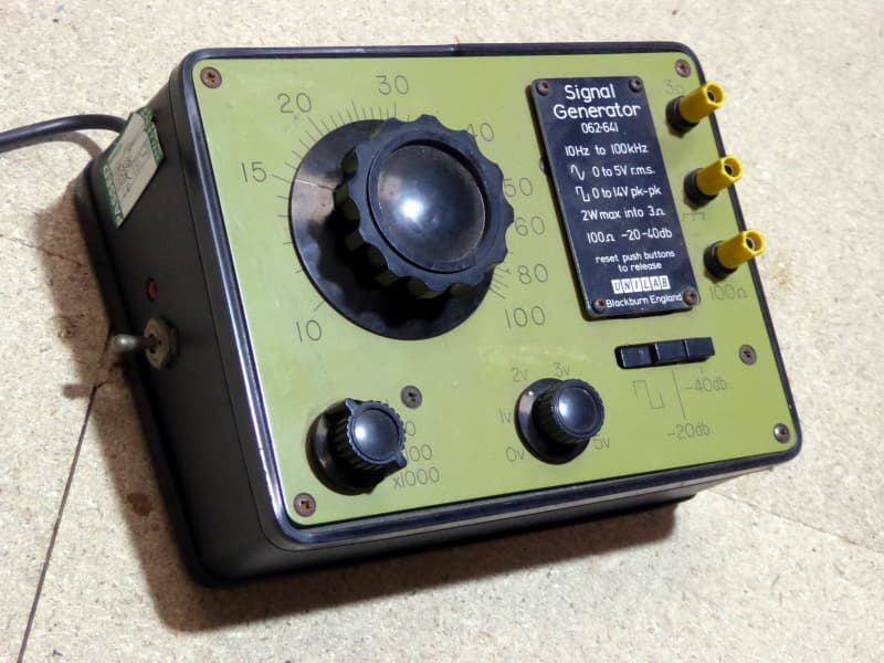 Laboratory signal generator with giant knob & yellow terminals ...