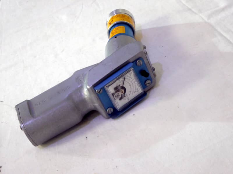 Gun Shaped Electrostatic Detector Gadget Electro Props Hire