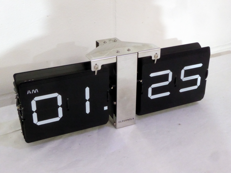 Practical modern designer flip flap clock | Electro Props Hire