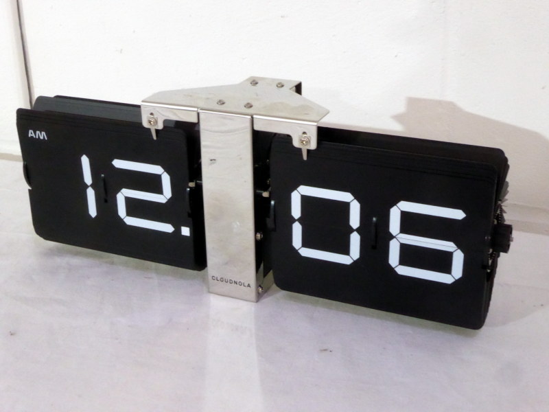 Practical modern designer flip flap clock | Electro Props Hire