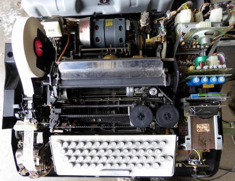 Fully practical period teleprinter, telex, Teletype, ticker tape ...