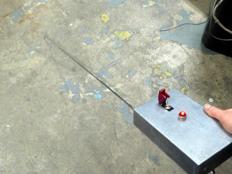 Practical, period remote control detonator prop with telescopic aerial ...