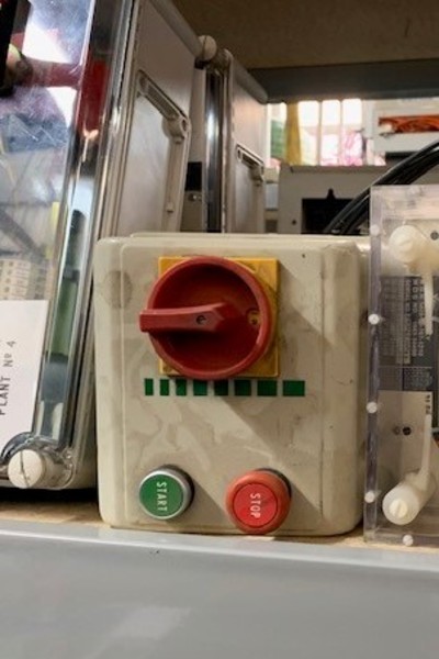 Ruggedized Industrial Key Switch Wall Mountable Junction Box With Red ...