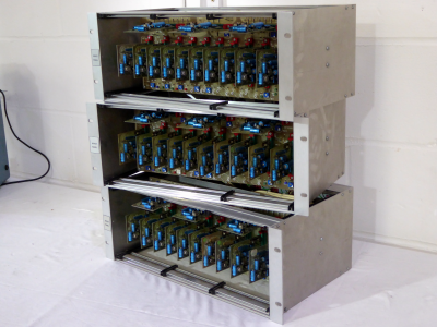 19" rack mounting PCB card frame with repeating circuit boards & red ...