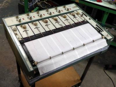 Polygraph/medical chart recorder/seismograph | Electro Props Hire