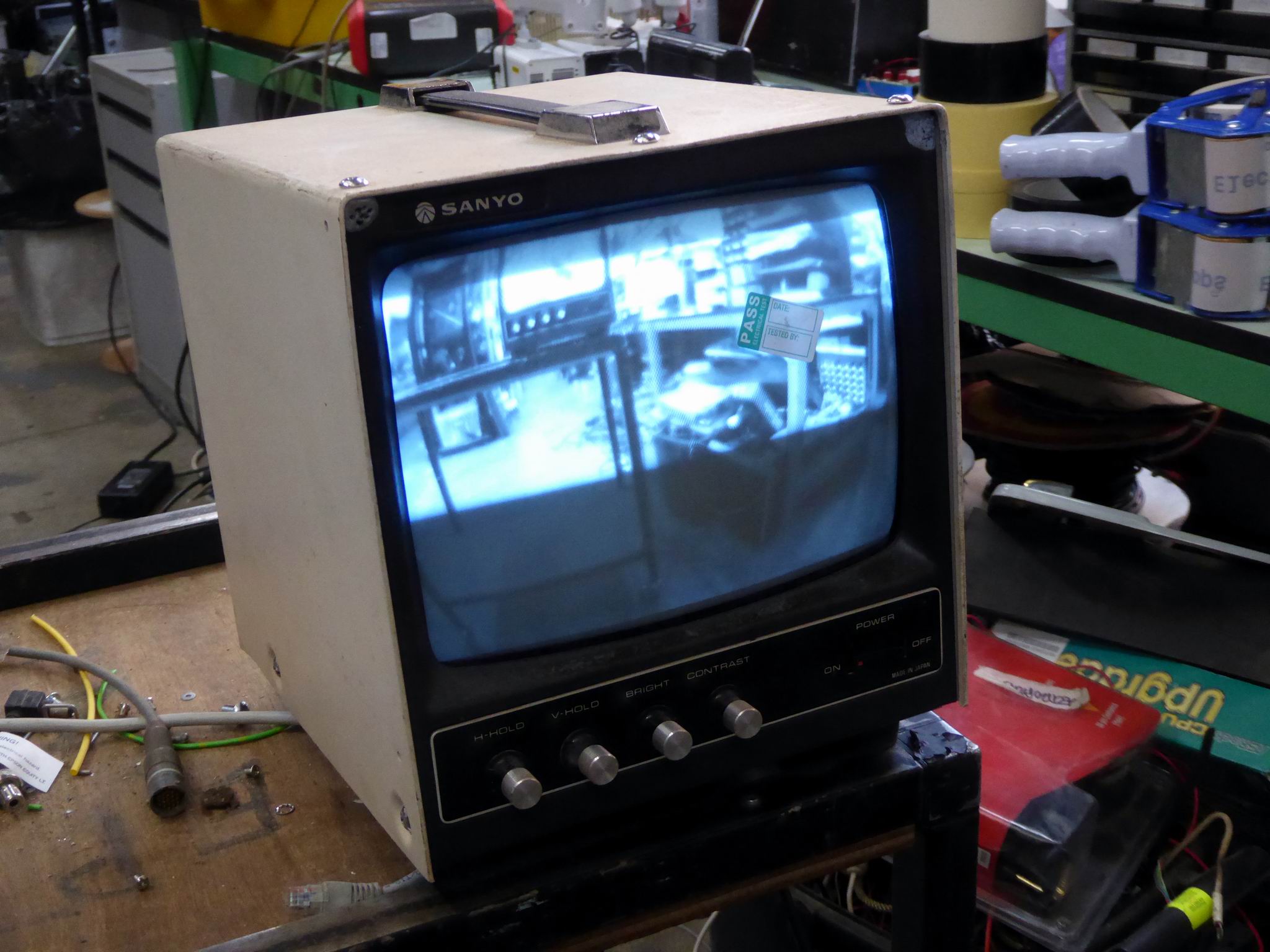Practical 1970s 9" monochrome monitor | Electro Props Hire