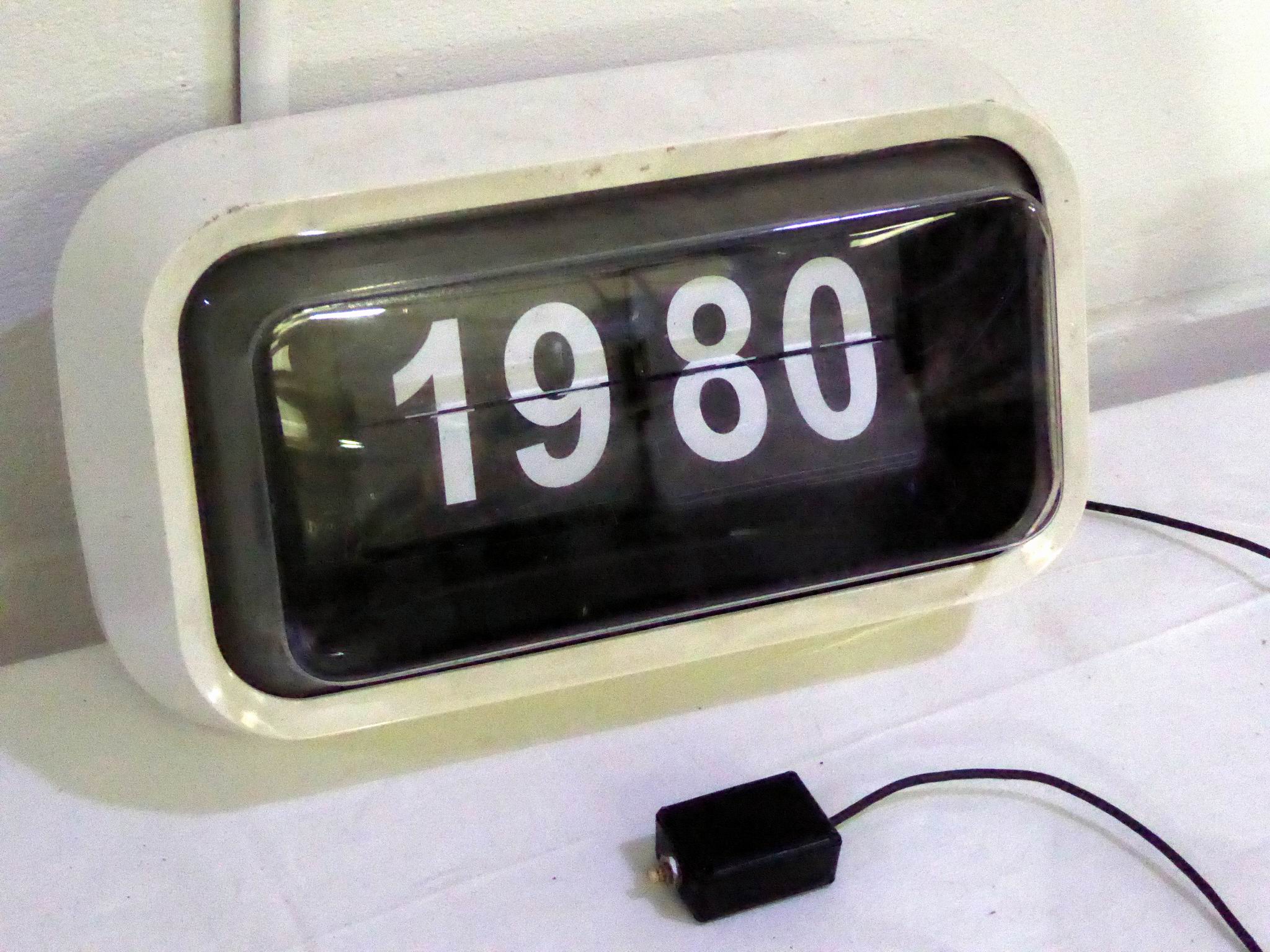 Practical flap clock modified to show years | Electro Props Hire