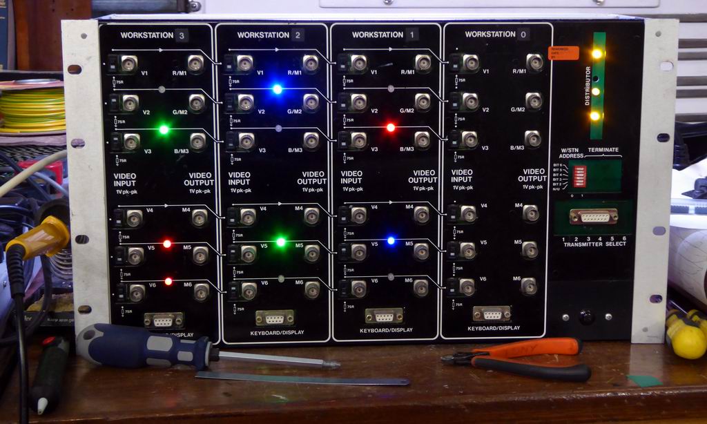 All singing, all dancing user configurable black server panel | Electro ...