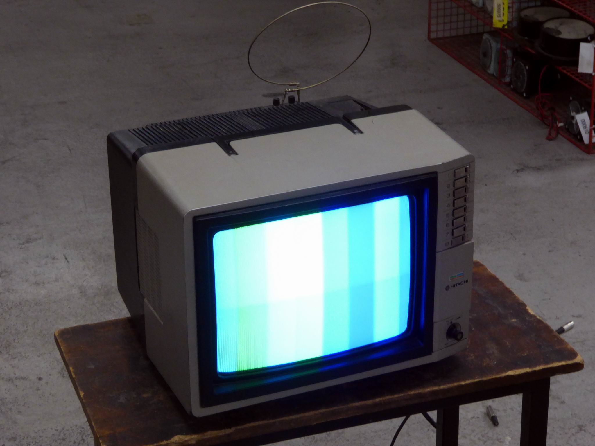 Practical portable 1980s Hitachi 13" colour CRT TV for small bedroom or ...
