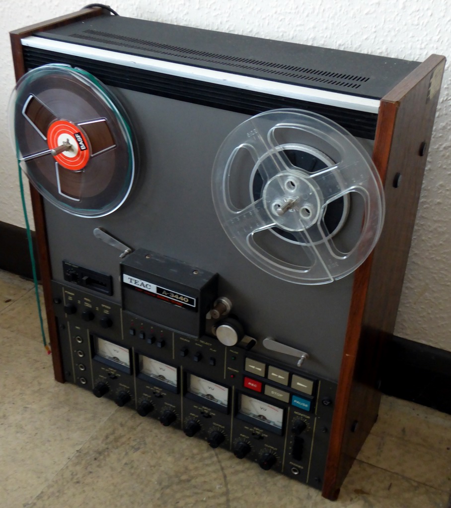 Practical professional Teac A-3440 reel to reel tape recorder ...