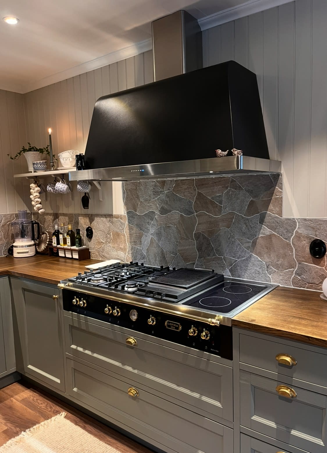 Rangetop 120 cm (Black/Brassed)