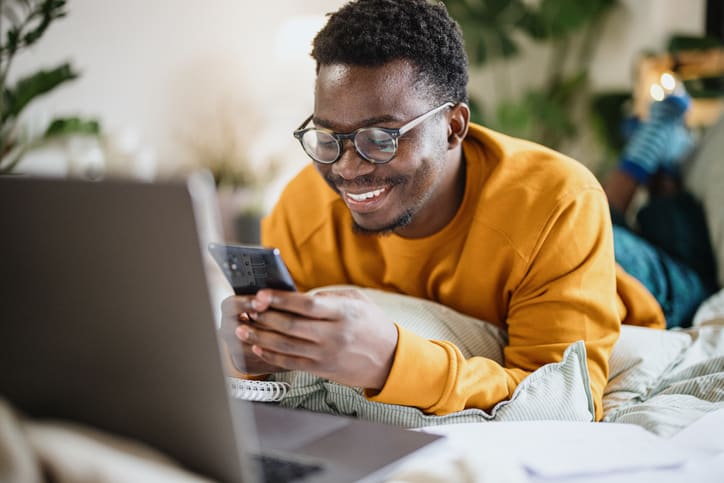 What you need to know about online vision care in 2023 | Luna Solutions