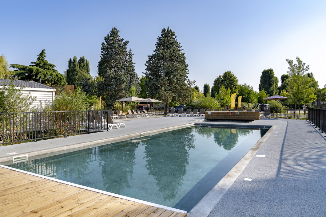 Campingplatz Paris | 4 und 5 sterne mit Aquapark | Campings.Luxury