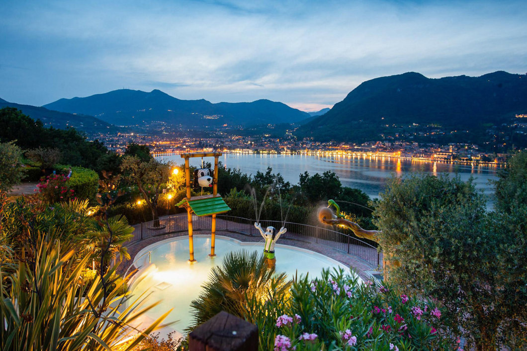 Campsites Italy | 4 and 5 stars with water park | Campings.Luxury