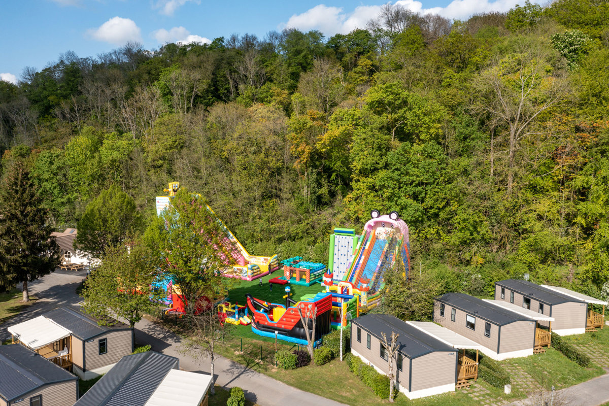 Country Park Crécy la Chapelle - Camping de luxe Seine-et-Marne - Crécy ...