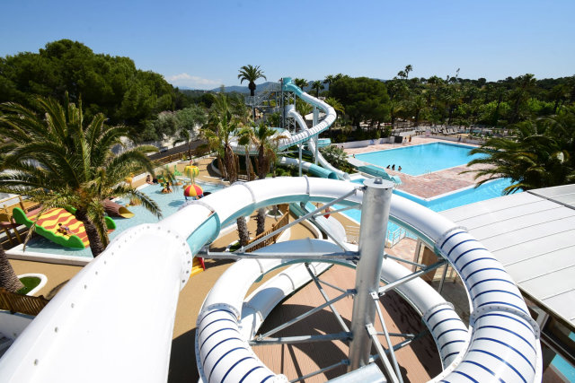 Camping Fréjus | 4 et 5 étoiles avec parc aquatique | Campings.Luxe