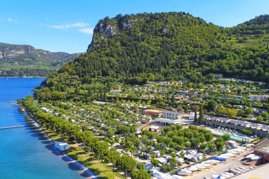 Campingplatz Lazise | 4 und 5 sterne mit Aquapark | Campings.Luxury