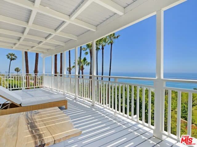 Tongareva Beach Estate | LA Luxuries | Los Angeles Luxury Vacation ...