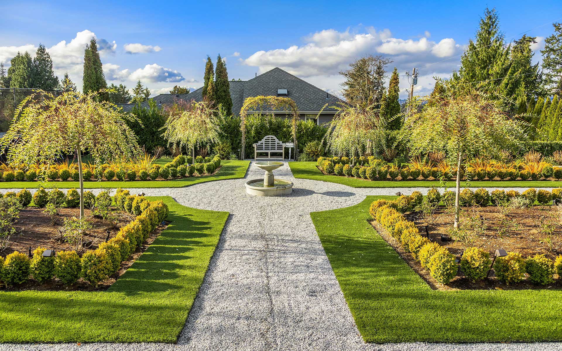 Idyllic East Coast Charm & Sophistication on Yarrow Point