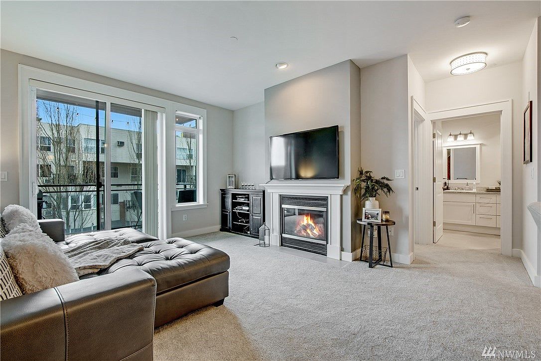 3217 Eastlake Ave E APT 304 | Mike Rankin