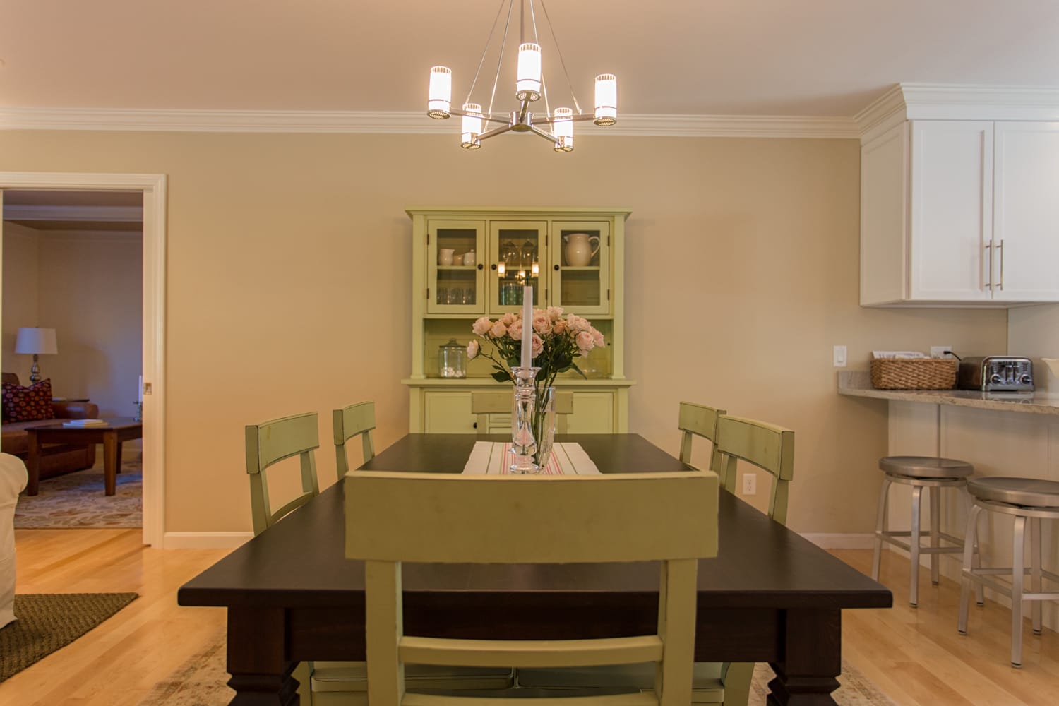 Updated Foreside Common Condo! | The David Banks Team | RE/MAX By The ...