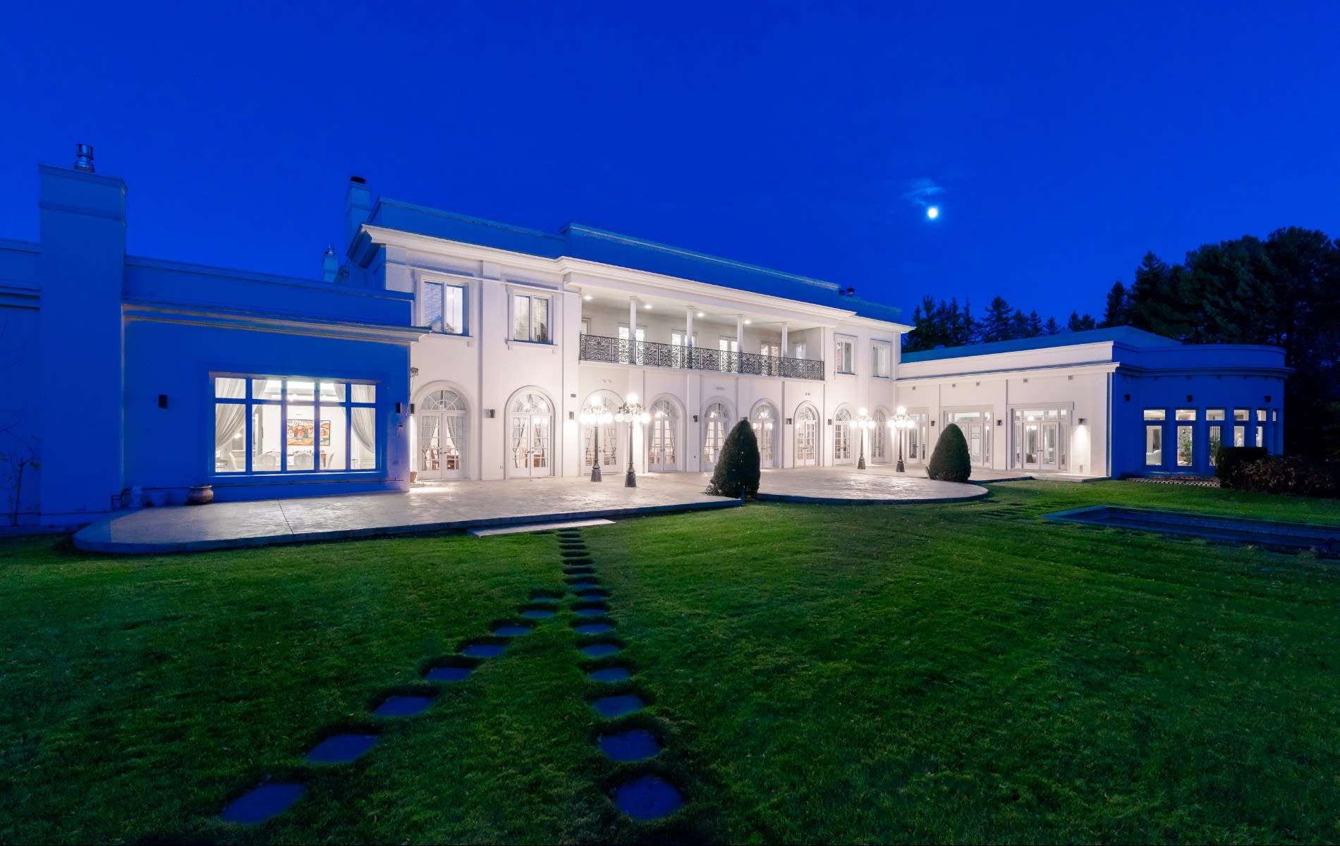 SOLD: Palatial Gated Bridle Path Estate | Barry Cohen Homes