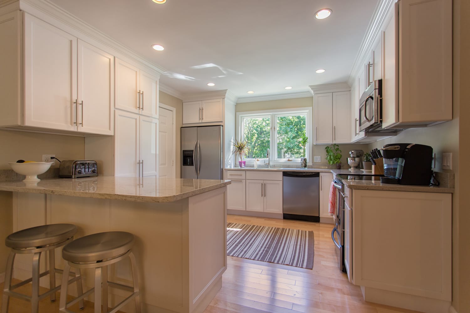 Updated Foreside Common Condo! | The David Banks Team | RE/MAX By The ...