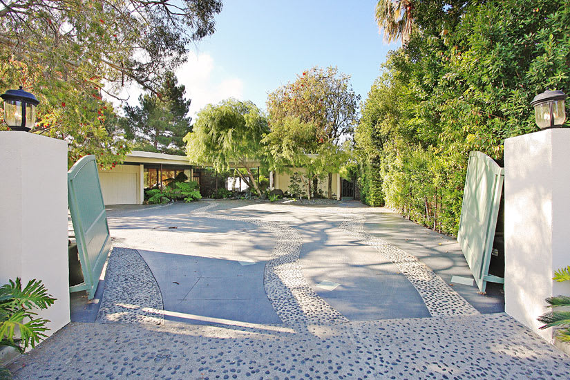 9272 Robin Dr | Michael LaMontagna | Beverly Hills Real Estate Agent