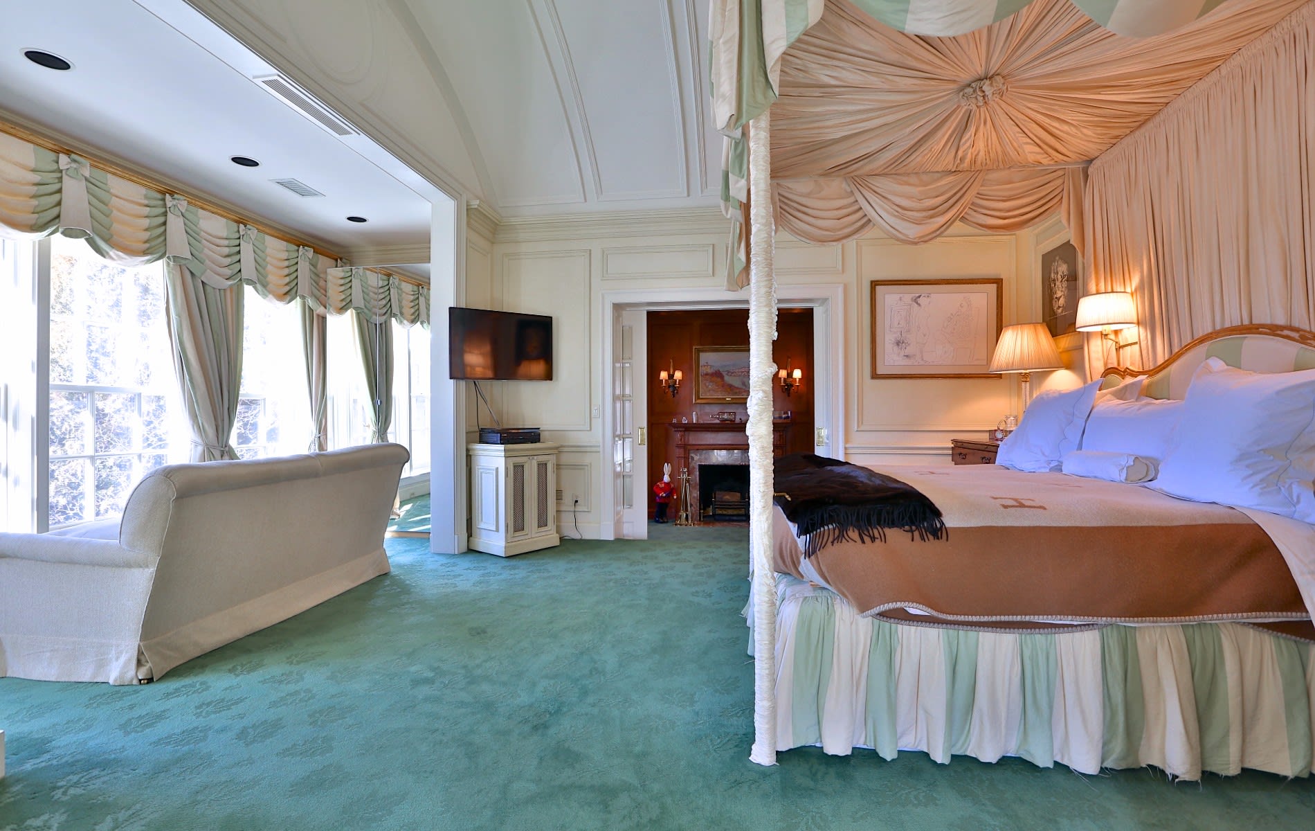 26 Park Ln Cir | Barry Cohen Homes