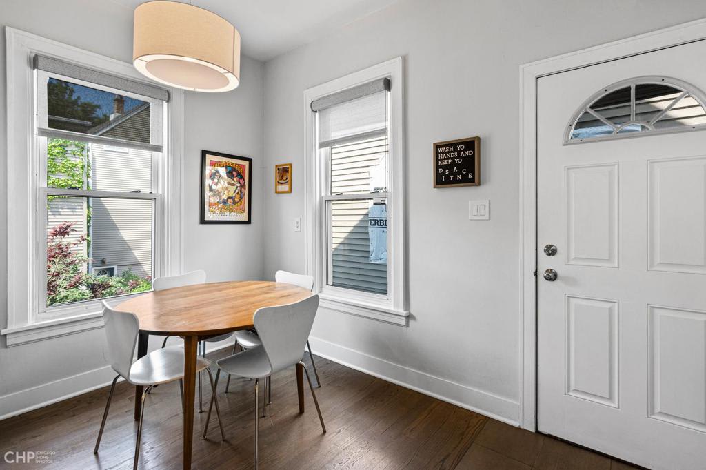 1737 W Barry Ave. | Jason Stratton of the Klopas Stratton Team | Klopas ...