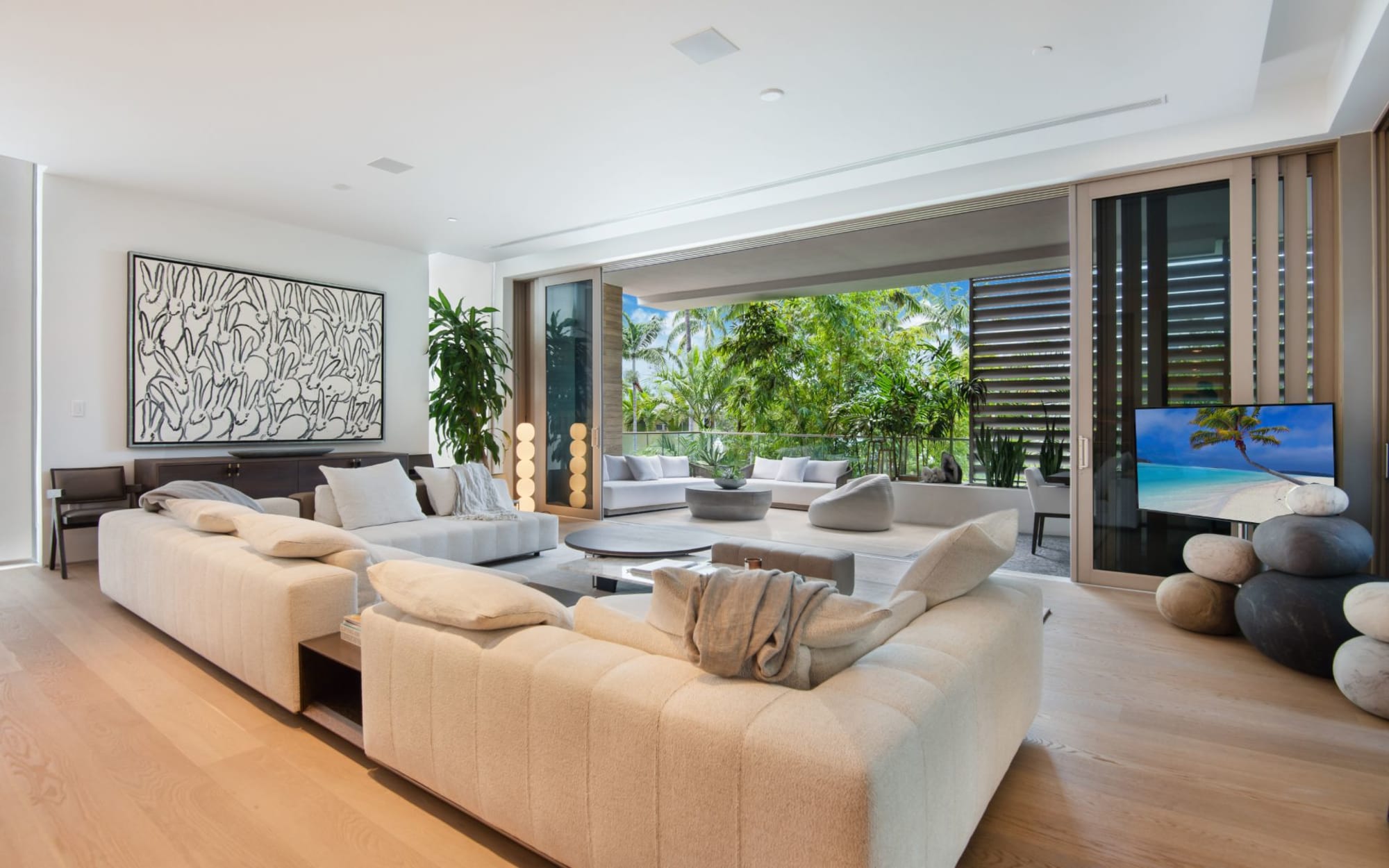 Anna Sherrill | Miami Beach Luxury Real Estate Professional