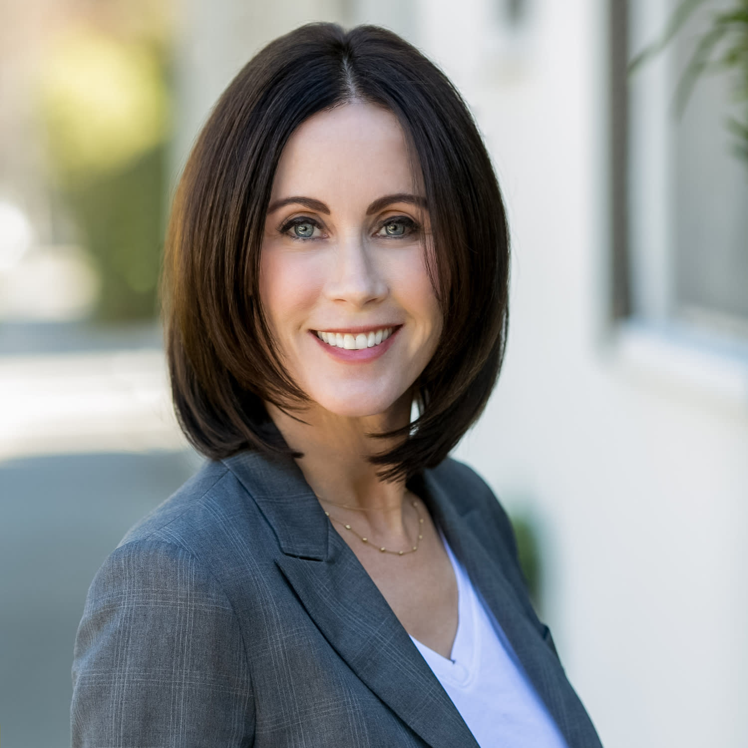 Meg Ostrow Group | Los Angeles Real Estate Agents