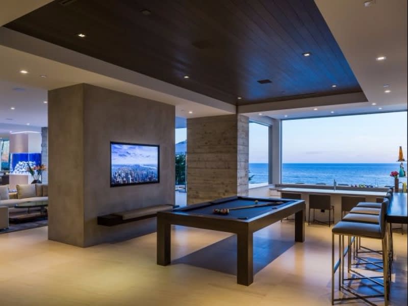 Rodrigo Iglesias and Helena Deeds Close Record $20 Million Sale in ...