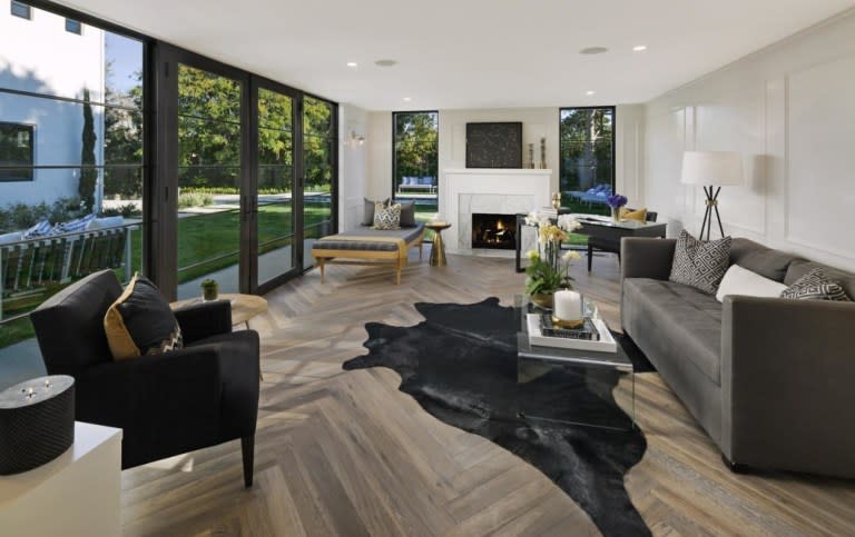 Susân Perryman of Hilton & Hyland Presents 2012 La Mesa Drive